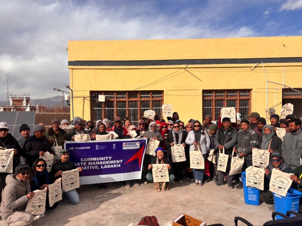 Cloth Bag & Dustbin Distribution Drive kick out From Stakna Villages ...